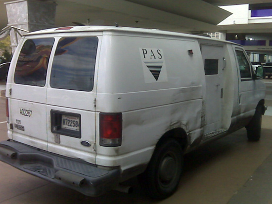 suspiciousvan.com ‧ Duncan Channon